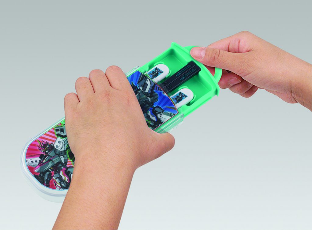 TACC2AG 抗菌スライド式トリオセット(名入れス ペース付お箸)｜新幹線変形ロボ シンカリオン Z